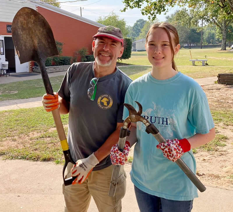 Family Serve Day | Christian Heritage School